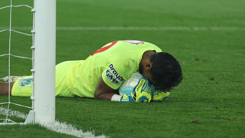 Arnab collects comfortably