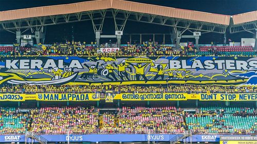 A look at the SEVEN best TIFOs in the ISL